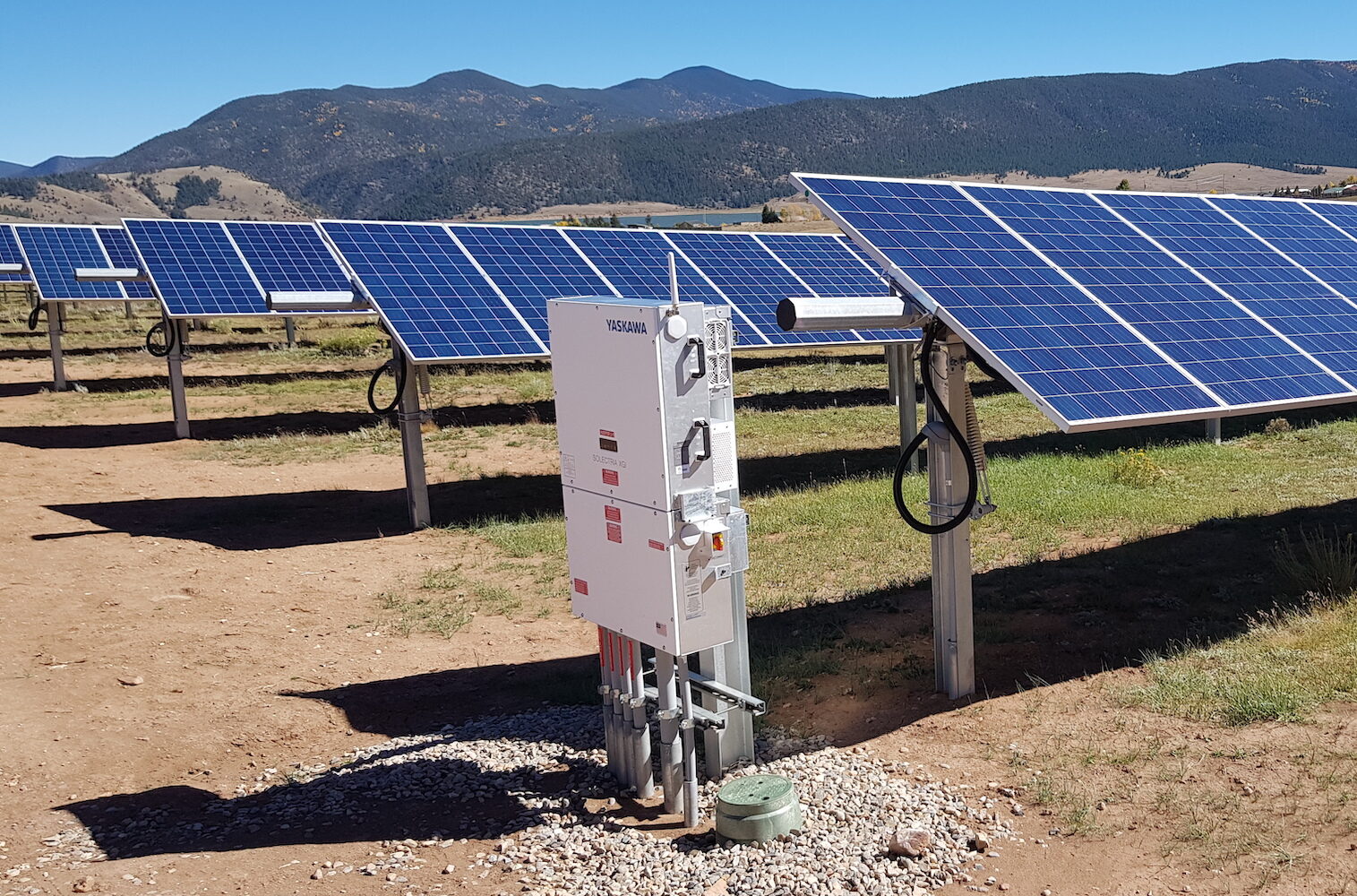 9 Best Solar Inverters: In-Detail Reviews (Winter 2025)